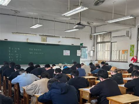 台鐵今日舉行第2波招募筆試 1075人缺考、到考慮75 生活焦點 要聞 Nownews今日新聞