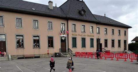 Saint Paul en Chablais Des grandes voies aux cours des écoles un plan
