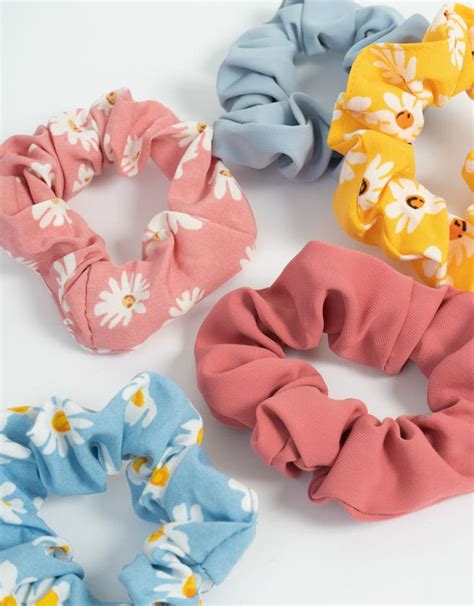 Scrunchie Set Texture
