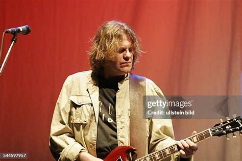 Aron Strobel Photos Et Images De Collection Getty Images