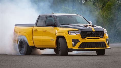 The Worlds Fastest Pick Up Truck Meet The 777bhp V8 Ram Rumble Bee