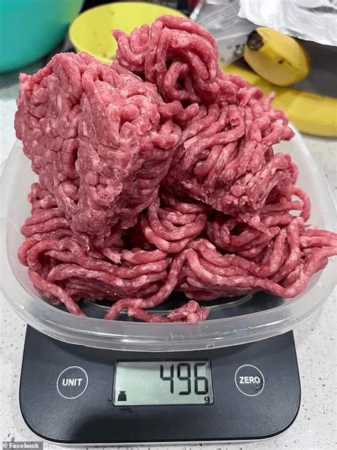 Woolworths被曝缺斤少两1kg肉末只有496g网友以后都得检查下 Brendon 重量 标签