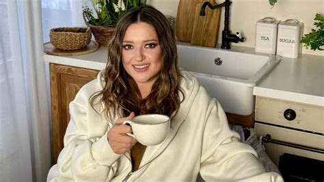 Наталія Могилевська показала молодшу доньку нове відео Show24