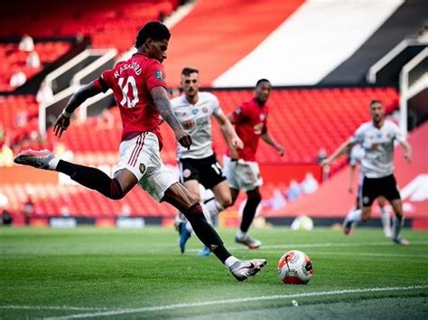 Manchester United To Face Ac Milan In Last 16 Of Europa League