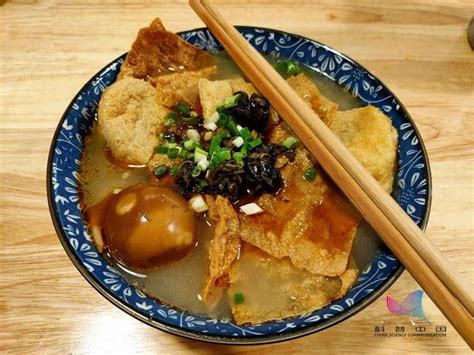 臭豆腐、螺蛳粉、榴莲这些食物为什么那么臭？很多人还爱吃？ 知乎