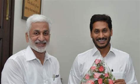 విదేశాలకు వెళ్లేందుకు జగన్‌ విజయసాయికి కోర్టు అనుమతి Cm Ys Jagan