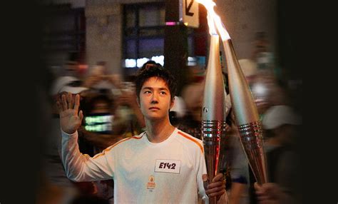 【巴黎奧運】王一博傳遞奧運火炬 粉絲激動喊加油 蕃新聞