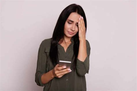5 Signs Youre Dealing With A Bad Therapist Urbaki Mind