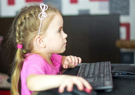 小学生のプログラミング学習の始め方4選無料プログラミング教材6選 manabinomori