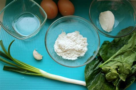 Briose Pufoase Cu Spanac