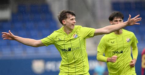 Tko Je Leon Jakirović Susjedi Ga žele U Svojoj Reprezentaciji A Juve