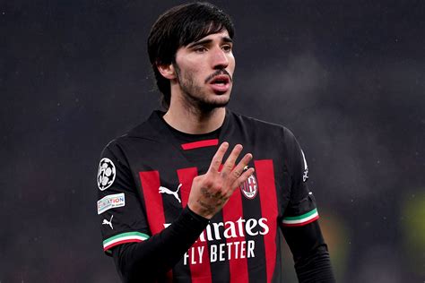 Newcastle Hoping To Push Through Club Record Deal For Ac Milans Sandro Tonali The Independent