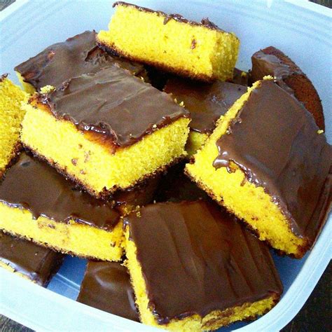 Comece o dia um bolo de cenoura delícia Veja a Receita