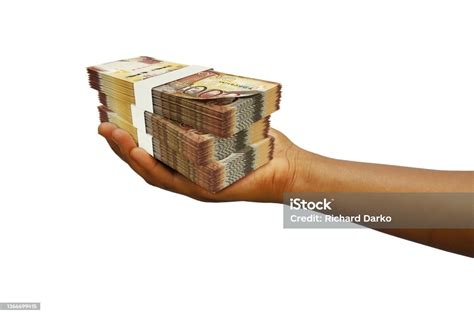 손으로 들고 3d 흰색 배경에 고립 케냐 실링 노트의 스택 렌더링 쥠에 대한 스톡 사진 및 기타 이미지 쥠 통화 3차원