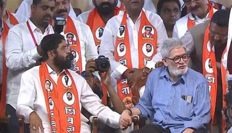 Jaidev Thackeray Attends Dussehra Rally And Extends Support To Eknath