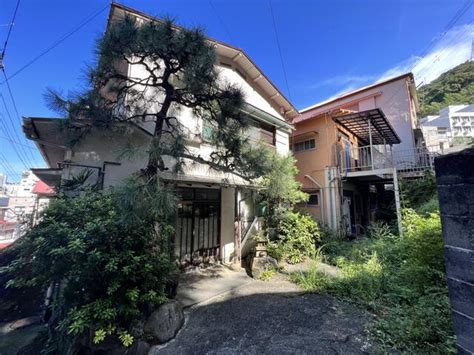 【ハトマークサイト】静岡県熱海市和田町の 伊豆熱海和田敷地内に戸建とアパートがある物件 一棟売アパート