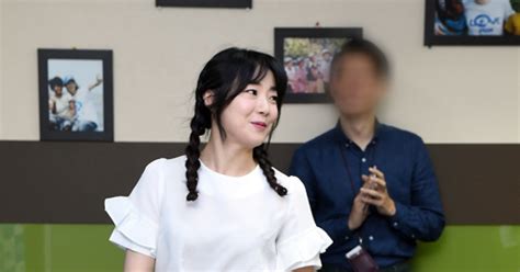 [포토엔]허민 걸그룹 뺨치는 초미니 각선미