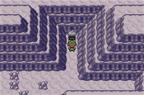 Pokémon Esmeralda PokéCompany