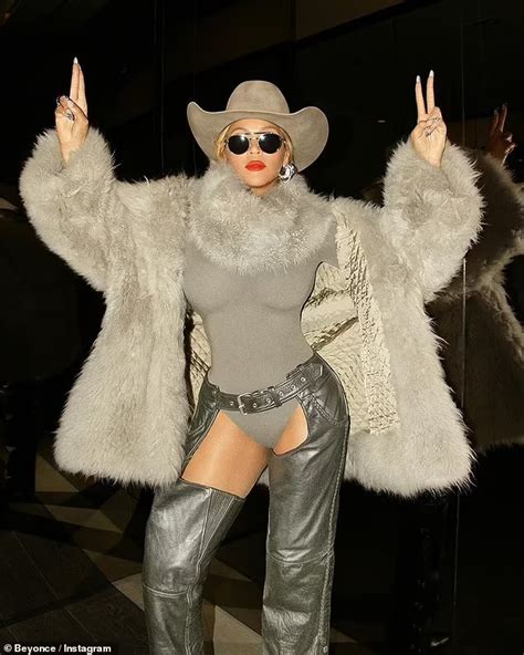 Beyoncé Shows Off Bold Look Exposing Her Buttocks