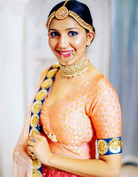 Desi Queen In Desi Look