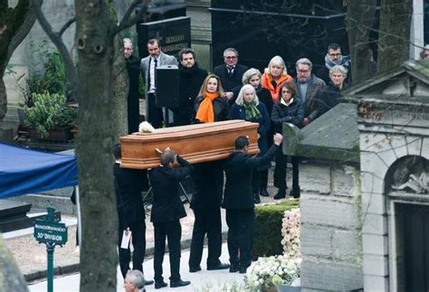 Matthieu Chedid aux obsèques de France Gall au cimetière de Montmartre