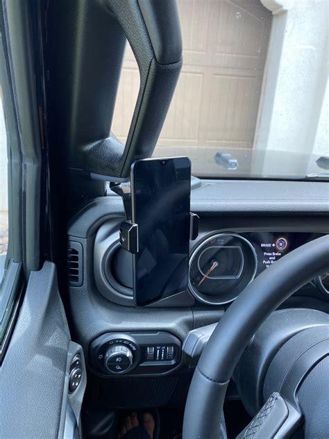 Overtread 19022 Grab Handle Phone Mount For 18 20jeep Wrangler Jl