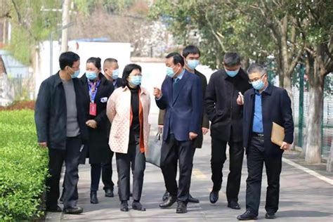 阜阳市副市长秦煦赴我市中职学校和民办学校走访调研 阜阳现代职业学校 阜阳市一职高阜阳第一高级职业中学