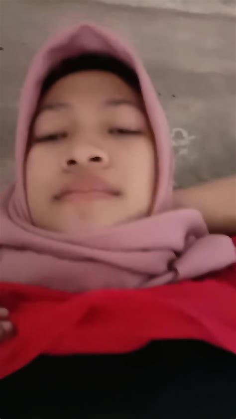 Hijab Tobrut Ngewe Di Lantai Eporner