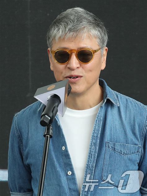 권해효 여행자의 필요로 인사드려요 뉴스1