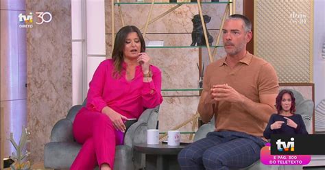 Cláudio Ramos questiona Cinha Jardim sobre hábitos íntimos Dois às 10