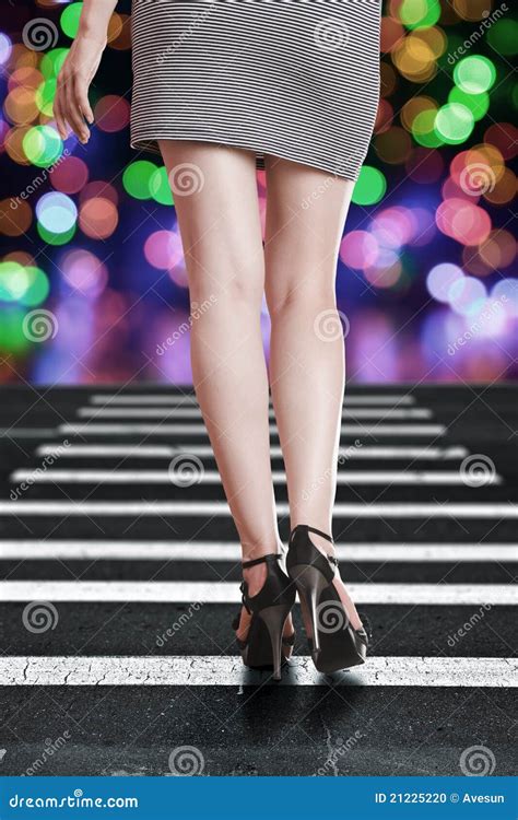 Sexy Lange Benen Stock Foto Image Of Mensen Elegant 21225220