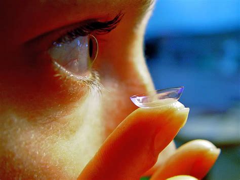 Choisir Ses Lentilles De Contact Conseils Et Recommandations Niraj Web