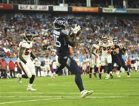 4 Key Players To Watch In Tennessee Titans Vs New York Giants