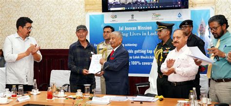 Lg Ladakh Brigadier Dr Bd Mishra Retired Presenting Certificate Of