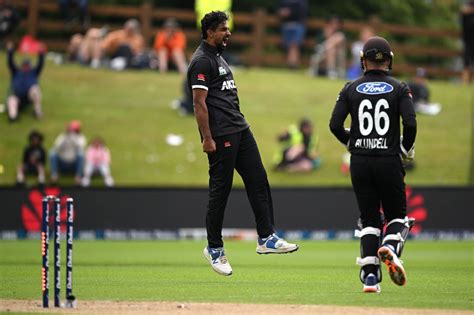 Ish Sodhi Roars After Dismissing Najmul Hossain Shanto