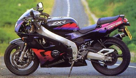 Review Of Kawasaki Zxr 750 1993 Pictures Live Photos And Description
