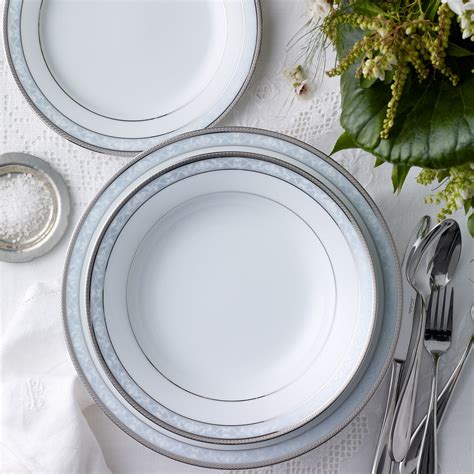 Noritake Formal Dinnerware Hampshire Platinum 12pce Dinner Set