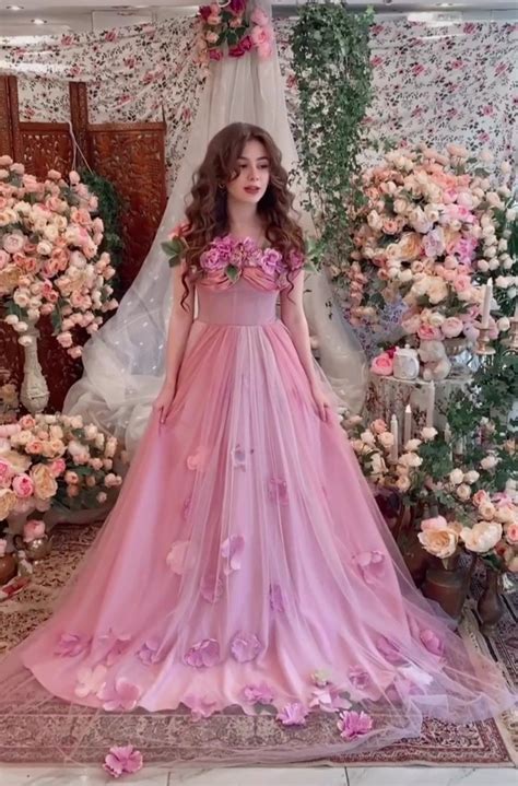 Rozzah Портреты девушек Портрет