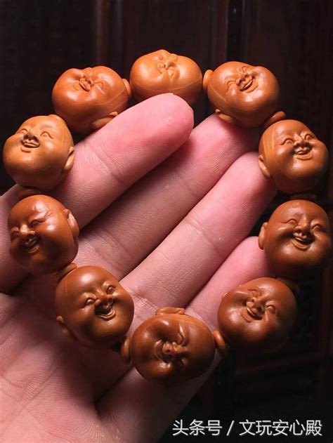 蘇工鐵核橄欖核雕作品十分開心 每日頭條