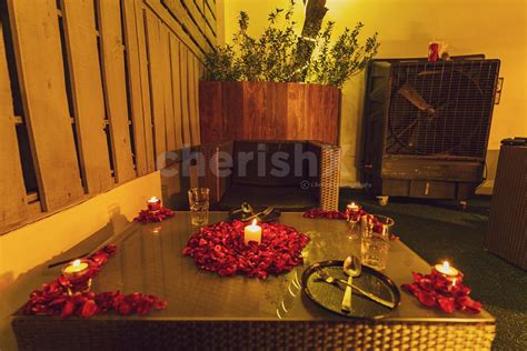 3 Course Candlelight Dinner In A Garden Setting In Delhi With Romantic