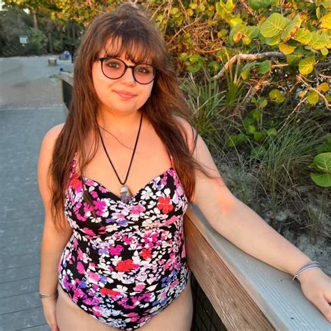 𝓋𝒶𝓃𝑒𝓈𝓈𝒶 Vanessaskye • Threads Say More