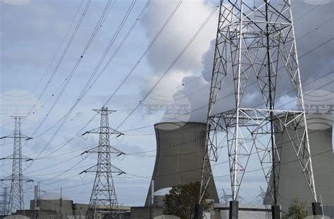 Лидерите на ЕС ще разгледат тази седмица различни варианти за таван на цената на газа според