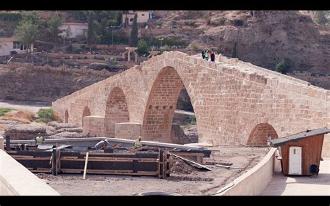 پڕۆژەی گەشتیاری پردی دەلال، زاخۆ جوانتر دەکات