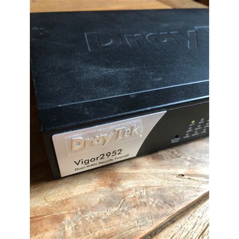 搬家出清 二手居易draytek Vigor 2952 高效能中小企業防火牆 支援3埠wan路由器 Vpn 安全穩定性高 蝦皮購物