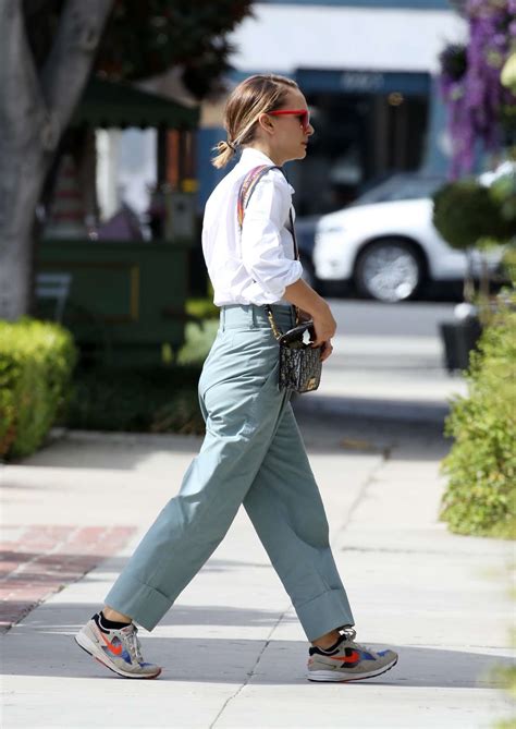 Natalie Portman Running Errands In Los Angeles Gotceleb
