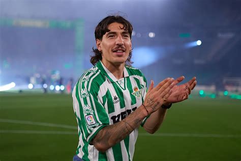 Hector Bellerin Edges Closer To Leaving Arsenal And Returning To Real