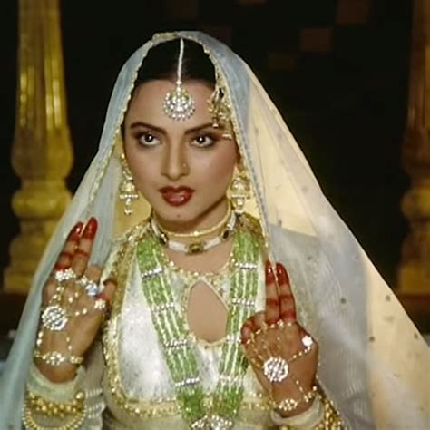 Rekha In Ghum Hai Kisi Ke Pyar Mein From Rampur Ka Lakshman From