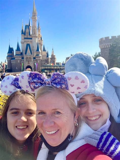 How To Buy Tokyo Disneyland Tickets From Australia Let S Go Mum