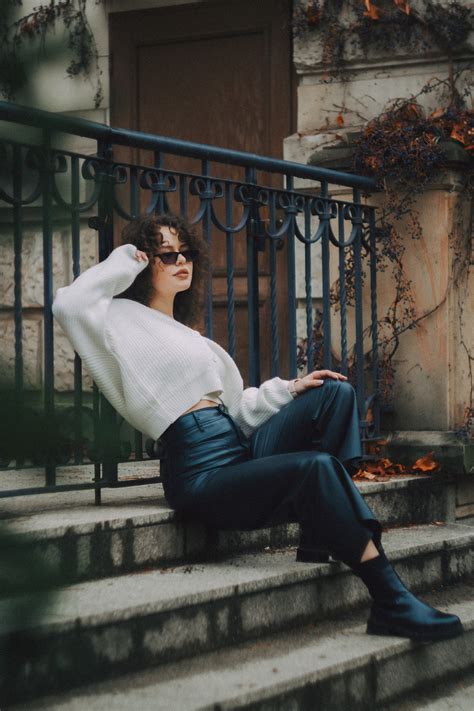 What To Wear With Black Pants 40 Amazing Outfit Ideas Panaprium