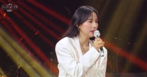 제니·뉴진스 노출 의상 안 입었으면…이효리 소신발언 화제